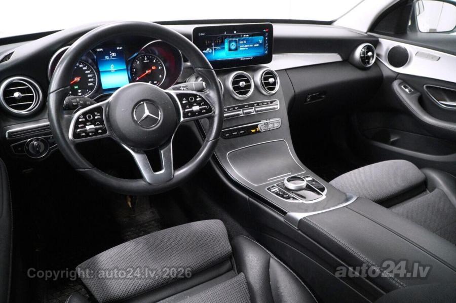 Balts Mercedes-Benz C-Class 2019 Tallina, ar dzinēja tilpumu 2.00 L un nobraukumu 162 tūkst. km par 16900 €, foto 5 vietnē AUTOMOTO.COM.LV