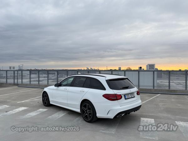 White Mercedes-Benz C-Class 2019 in Tallinn, with an engine capacity of 2.00 L and mileage of 140 thousand km for 25999 €, photo 5 on AUTOMOTO.COM.LV