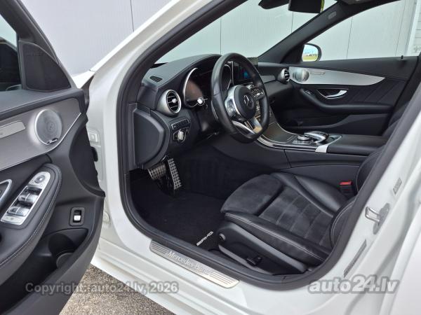 White Mercedes-Benz C-Class 2019 in Tallinn, with an engine capacity of 1.95 L and mileage of 244 thousand km for 22999 €, photo 9 on AUTOMOTO.COM.LV