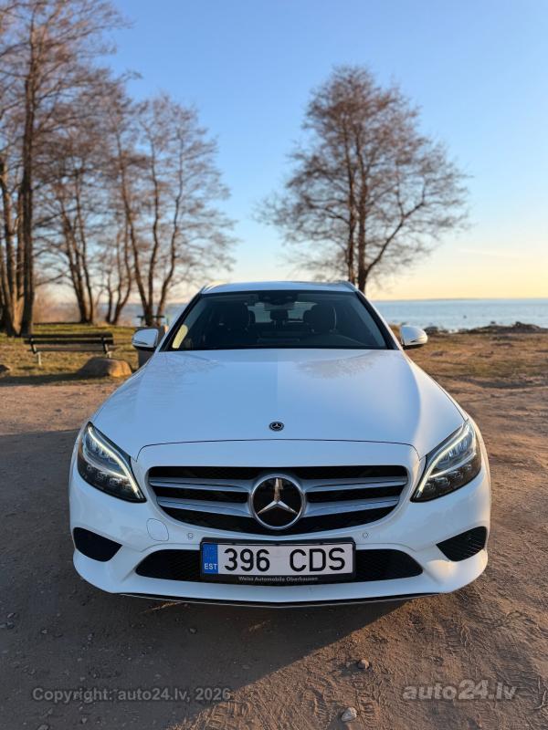 Balts Mercedes-Benz C-Class 2020 Tallina, ar dzinēja tilpumu 2.00 L un nobraukumu 195 tūkst. km par 23500 €, foto 2 vietnē AUTOMOTO.COM.LV