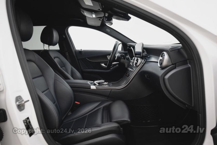 Balts Mercedes-Benz C-Class 2020 Tartu, ar dzinēja tilpumu 2.00 L un nobraukumu 139 tūkst. km par 22900 €, foto 9 vietnē AUTOMOTO.COM.LV