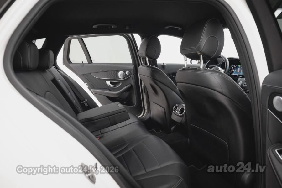 Balts Mercedes-Benz C-Class 2020 Tartu, ar dzinēja tilpumu 2.00 L un nobraukumu 139 tūkst. km par 21999 €, foto 13 vietnē AUTOMOTO.COM.LV
