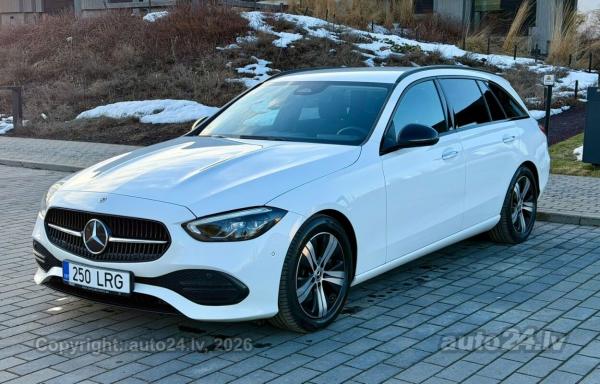 Balts Mercedes-Benz C-Class 2021 Tallina, ar dzinēja tilpumu 2.00 L un nobraukumu 192 tūkst. km par 24500 €, foto 2 vietnē AUTOMOTO.COM.LV
