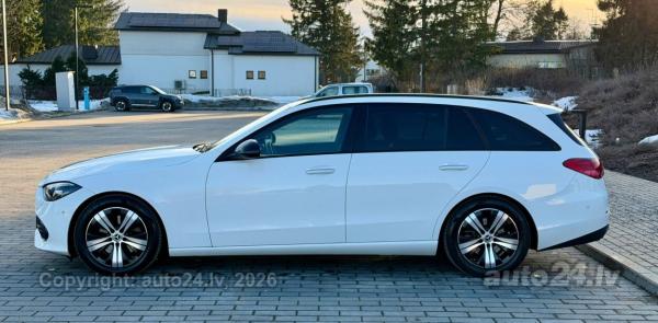 Balts Mercedes-Benz C-Class 2021 Tallina, ar dzinēja tilpumu 2.00 L un nobraukumu 192 tūkst. km par 24500 €, foto 8 vietnē AUTOMOTO.COM.LV