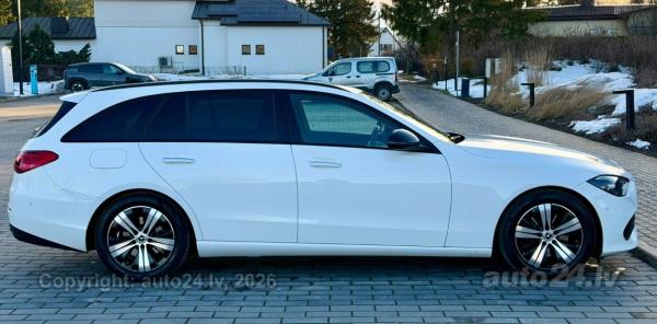 Balts Mercedes-Benz C-Class 2021 Tallina, ar dzinēja tilpumu 2.00 L un nobraukumu 192 tūkst. km par 24500 €, foto 9 vietnē AUTOMOTO.COM.LV