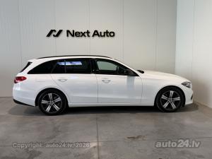 White Mercedes-Benz C-Class 2022 in Tartu, with an engine capacity of 2.00 L and mileage of 213 thousand km for 25900 €, photo 5 on AUTOMOTO.COM.LV