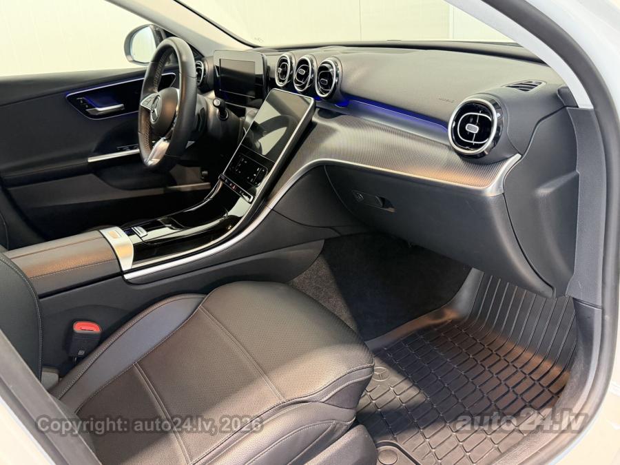 White Mercedes-Benz C-Class 2022 in Tartu, with an engine capacity of 2.00 L and mileage of 213 thousand km for 25900 €, photo 9 on AUTOMOTO.COM.LV