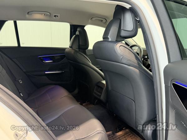 White Mercedes-Benz C-Class 2022 in Tartu, with an engine capacity of 2.00 L and mileage of 213 thousand km for 25900 €, photo 9 on AUTOMOTO.COM.LV