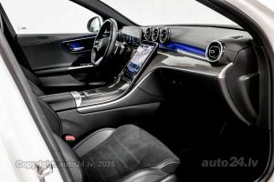 White Mercedes-Benz C-Class 2022 in Parnu, with an engine capacity of 2.00 L and mileage of 249 thousand km for 21900 €, photo 12 on AUTOMOTO.COM.LV