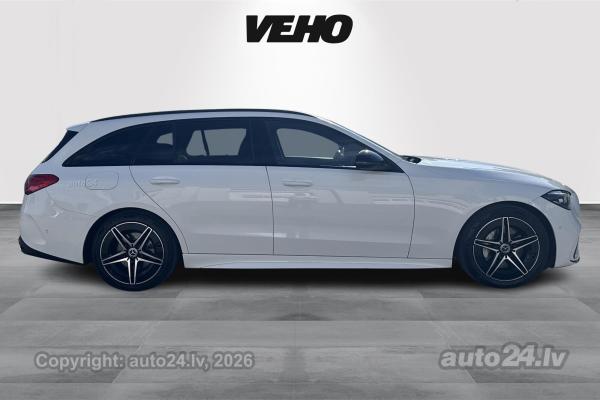 White Mercedes-Benz C-Class 2022 in Parnu, with an engine capacity of 2.00 L and mileage of 83 thousand km for 33900 €, photo 3 on AUTOMOTO.COM.LV