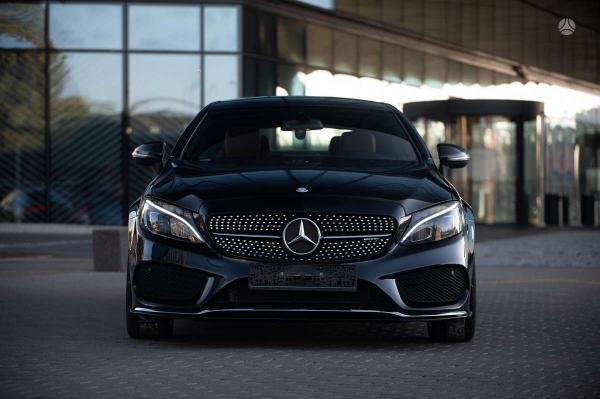 Black Mercedes-Benz C43 AMG 2017 in Vilnius, with an engine capacity of 3.00 L and mileage of 60 thousand km for 27800 €, photo 2 on AUTOMOTO.COM.LV