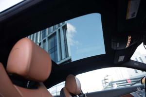Black Mercedes-Benz C43 AMG 2017 in Vilnius, with an engine capacity of 3.00 L and mileage of 60 thousand km for 27800 €, photo 17 on AUTOMOTO.COM.LV