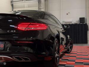 Черный Мерседес C43 AMG 2017 в Вильнюс, объемом двигателя 3.00 л и пробегом 60 тыс. км за 26990 €, фото 11 на AUTOMOTO.COM.LV