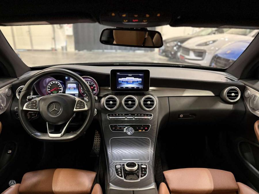 Черный Мерседес C43 AMG 2017 в Вильнюс, объемом двигателя 3.00 л и пробегом 60 тыс. км за 26990 €, фото 22 на AUTOMOTO.COM.LV