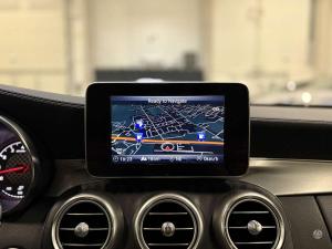 Black Mercedes-Benz C43 AMG 2017 in Vilnius, with an engine capacity of 3.00 L and mileage of 60 thousand km for 26900 €, photo 30 on AUTOMOTO.COM.LV