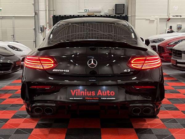 Melns Mercedes-Benz C43 AMG 2019 Viļņa, ar dzinēja tilpumu 3.00 L un nobraukumu 110 tūkst. km par 30990 €, foto 5 vietnē AUTOMOTO.COM.LV