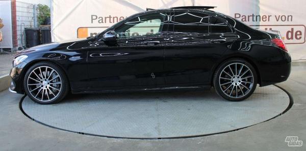 Black Mercedes-Benz C43 AMG 2017 in Kaunas, with an engine capacity of 3.00 L and mileage of 74 thousand km for 32649 €, photo 4 on AUTOMOTO.COM.LV