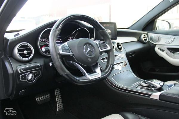 Black Mercedes-Benz C43 AMG 2017 in Kaunas, with an engine capacity of 3.00 L and mileage of 74 thousand km for 32649 €, photo 8 on AUTOMOTO.COM.LV