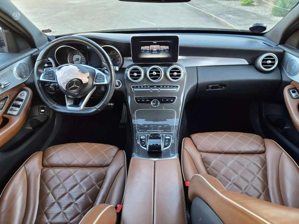 Черный Мерседес C43 AMG 2017 в Мажейкяй, объемом двигателя 3.00 л и пробегом 230 тыс. км за 15800 €, фото 9 на AUTOMOTO.COM.LV