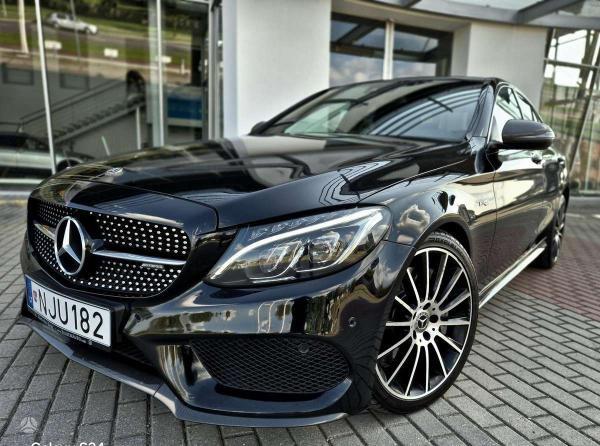 Черный Мерседес C43 AMG 2017 в Вильнюс, объемом двигателя 3.00 л и пробегом 95 тыс. км за 23700 €, фото 1 на AUTOMOTO.COM.LV
