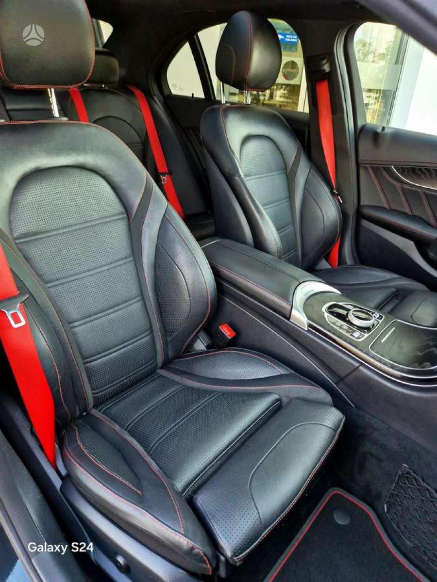 Черный Мерседес C43 AMG 2017 в Вильнюс, объемом двигателя 3.00 л и пробегом 95 тыс. км за 23700 €, фото 16 на AUTOMOTO.COM.LV