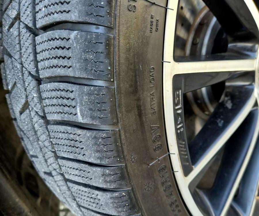 Черный Мерседес C43 AMG 2017 в Вильнюс, объемом двигателя 3.00 л и пробегом 95 тыс. км за 23700 €, фото 19 на AUTOMOTO.COM.LV