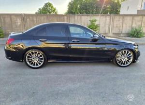 Черный Мерседес C43 AMG 2017 в Мажейкяй, объемом двигателя 3.00 л и пробегом 230 тыс. км за 12900 €, фото 6 на AUTOMOTO.COM.LV