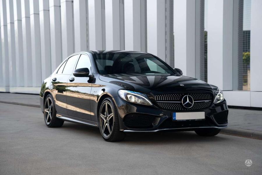 Melns Mercedes-Benz C43 AMG 2018 Viļņa, ar dzinēja tilpumu 3.00 L un nobraukumu 125 tūkst. km par 24900 €, foto 6 vietnē AUTOMOTO.COM.LV