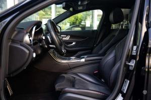 Melns Mercedes-Benz C43 AMG 2018 Viļņa, ar dzinēja tilpumu 3.00 L un nobraukumu 128 tūkst. km par 24900 €, foto 21 vietnē AUTOMOTO.COM.LV
