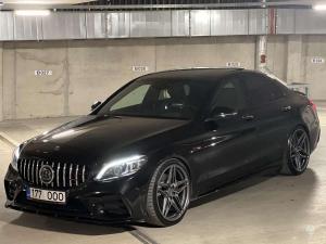 Black Mercedes-Benz C43 AMG 2019 in Tallinn, with an engine capacity of 3.00 L and mileage of 130 thousand km for 39900 €, photo 2 on AUTOMOTO.COM.LV
