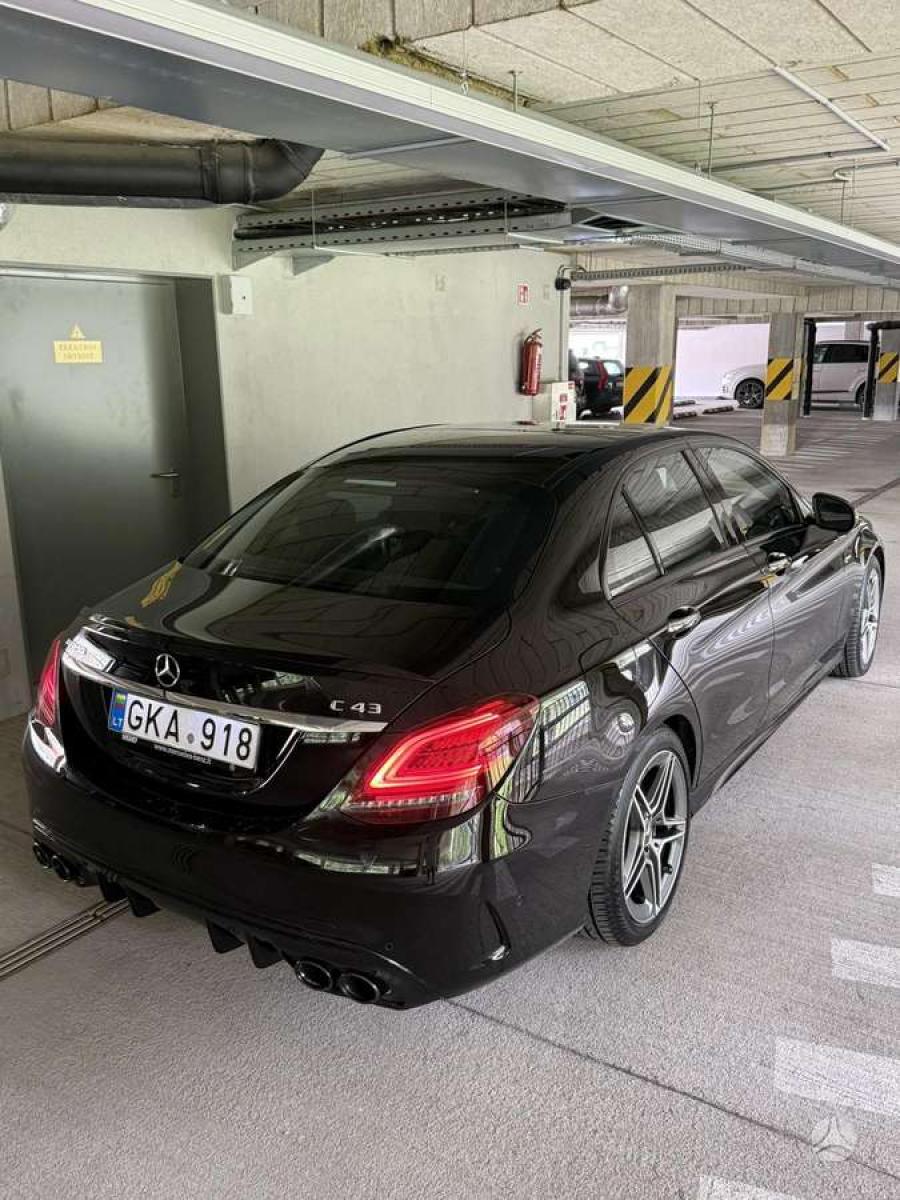 Черный Мерседес C43 AMG 2019 в Каунас, объемом двигателя 3.00 л и пробегом 158 тыс. км за 27000 €, фото 1 на AUTOMOTO.COM.LV