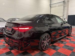 Черный Мерседес C43 AMG 2023 в Вильнюс, объемом двигателя 1.99 л и пробегом 18 тыс. км за 61990 €, фото 5 на AUTOMOTO.COM.LV
