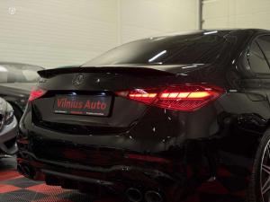 Черный Мерседес C43 AMG 2023 в Вильнюс, объемом двигателя 1.99 л и пробегом 18 тыс. км за 61990 €, фото 9 на AUTOMOTO.COM.LV