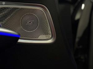 Черный Мерседес C43 AMG 2023 в Вильнюс, объемом двигателя 1.99 л и пробегом 18 тыс. км за 61990 €, фото 15 на AUTOMOTO.COM.LV
