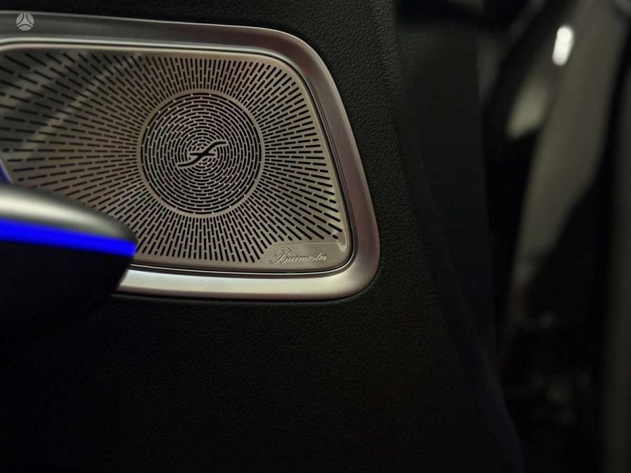 Черный Мерседес C43 AMG 2023 в Вильнюс, объемом двигателя 1.99 л и пробегом 18 тыс. км за 61990 €, фото 15 на AUTOMOTO.COM.LV