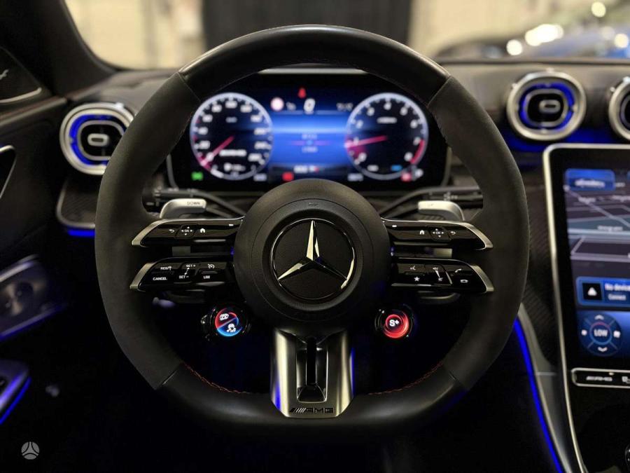 Черный Мерседес C43 AMG 2023 в Вильнюс, объемом двигателя 1.99 л и пробегом 18 тыс. км за 61990 €, фото 22 на AUTOMOTO.COM.LV
