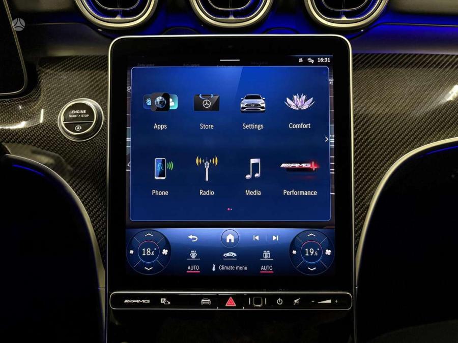 Черный Мерседес C43 AMG 2023 в Вильнюс, объемом двигателя 1.99 л и пробегом 18 тыс. км за 61990 €, фото 28 на AUTOMOTO.COM.LV