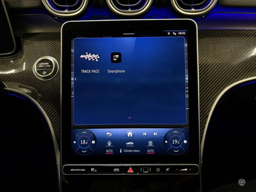 Черный Мерседес C43 AMG 2023 в Вильнюс, объемом двигателя 1.99 л и пробегом 18 тыс. км за 61990 €, фото 29 на AUTOMOTO.COM.LV