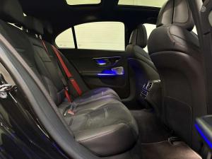 Черный Мерседес C43 AMG 2023 в Вильнюс, объемом двигателя 1.99 л и пробегом 18 тыс. км за 61990 €, фото 36 на AUTOMOTO.COM.LV
