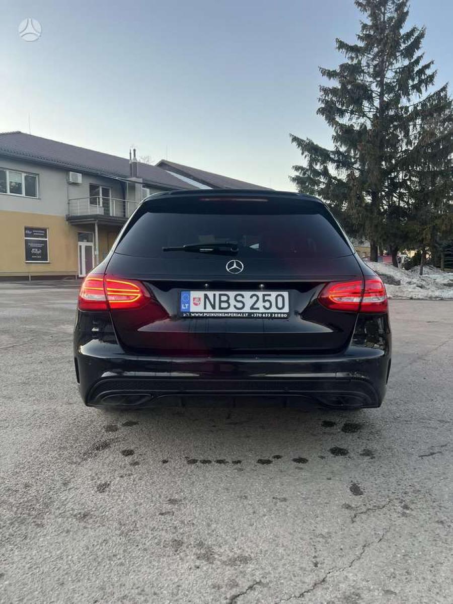 Черный Мерседес C43 AMG 2016 в Вильнюс, объемом двигателя 3.00 л и пробегом 253 тыс. км за 19500 €, фото 14 на AUTOMOTO.COM.LV