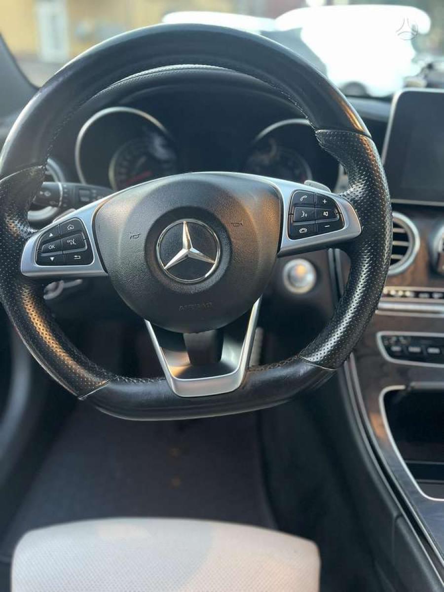 Черный Мерседес C43 AMG 2016 в Вильнюс, объемом двигателя 3.00 л и пробегом 253 тыс. км за 19500 €, фото 28 на AUTOMOTO.COM.LV