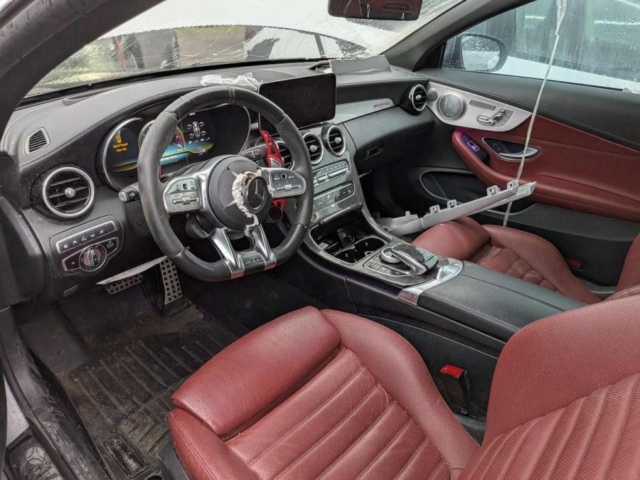 Grey Mercedes-Benz C43 AMG 2020 in Marijampole, with an engine capacity of 3.00 L and mileage of 109 thousand km for 17500 €, photo 10 on AUTOMOTO.COM.LV