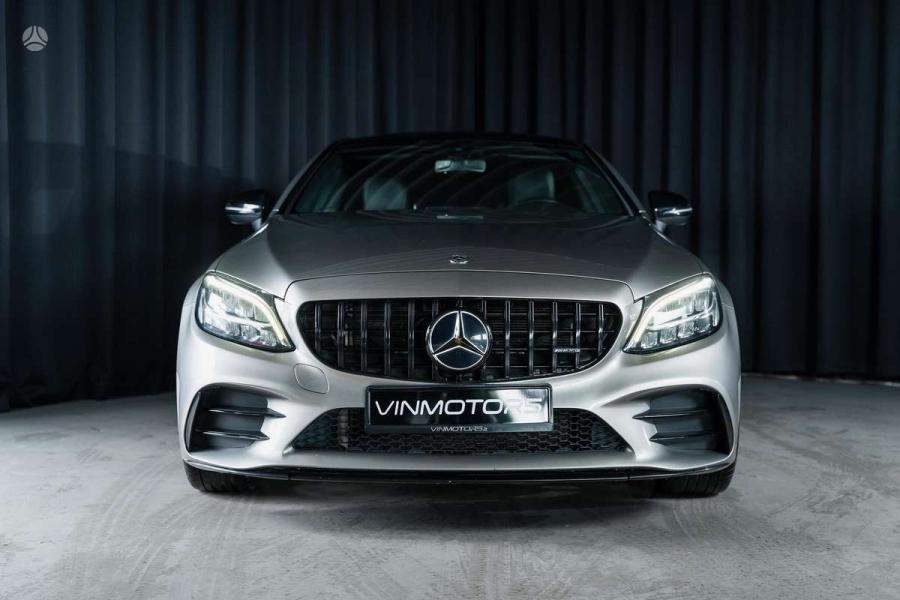 Серый Мерседес C43 AMG 2019 в Вильнюс, объемом двигателя 3.00 л и пробегом 71 тыс. км за 34998 €, фото 3 на AUTOMOTO.COM.LV