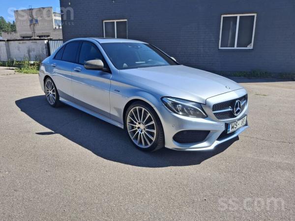 Pelēks Mercedes-Benz C43 AMG 2016 Tukums, ar dzinēja tilpumu 3.00 L un nobraukumu 232 tūkst. km par 20990 €, foto 2 vietnē AUTOMOTO.COM.LV