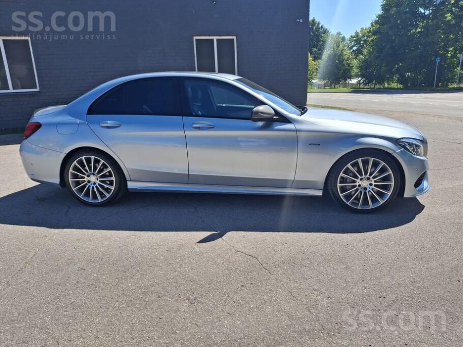 Pelēks Mercedes-Benz C43 AMG 2016 Tukums, ar dzinēja tilpumu 3.00 L un nobraukumu 232 tūkst. km par 20990 €, foto 6 vietnē AUTOMOTO.COM.LV
