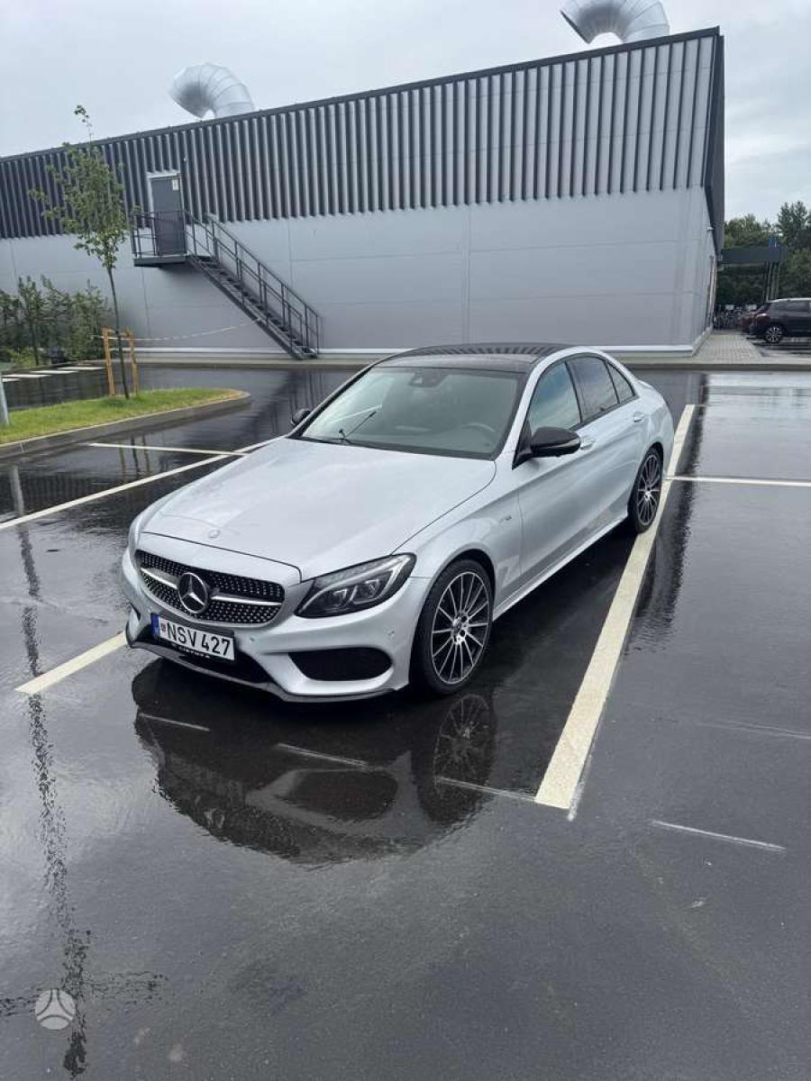 Серый Мерседес C43 AMG 2017 в Каунас, объемом двигателя 3.00 л и пробегом 196 тыс. км за 23000 €, фото 1 на AUTOMOTO.COM.LV