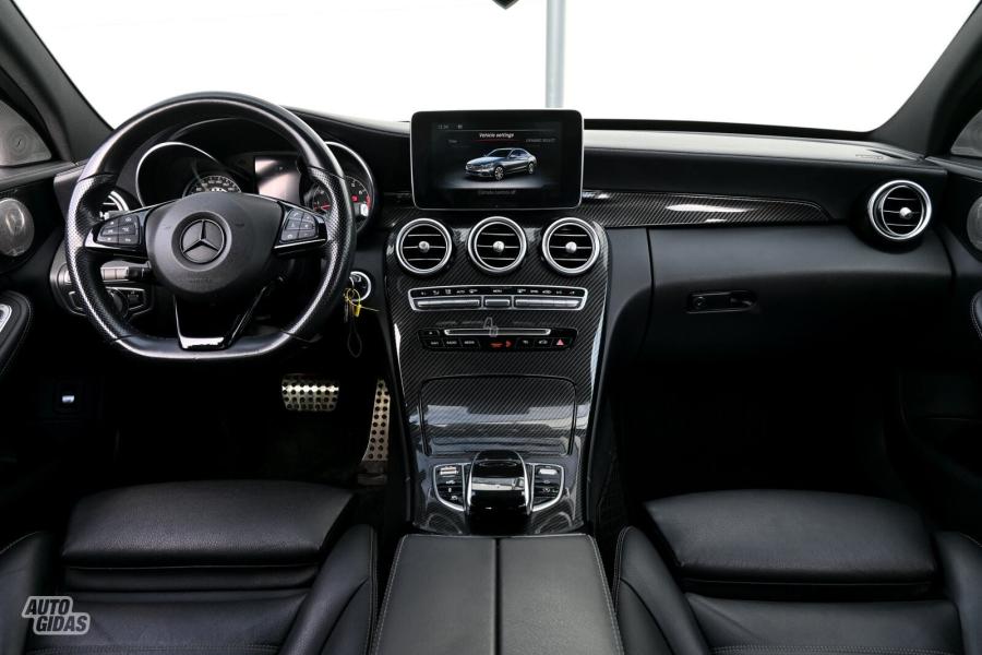 Pelēks Mercedes-Benz C43 AMG 2018 Kretinga, ar dzinēja tilpumu 3.00 L un nobraukumu 97 tūkst. km par 26999 €, foto 29 vietnē AUTOMOTO.COM.LV