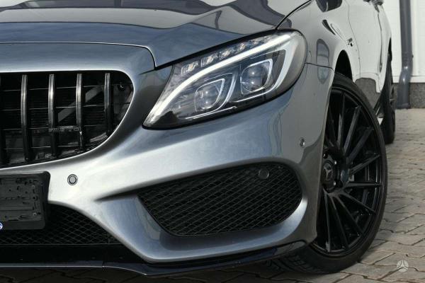 Grey Mercedes-Benz C43 AMG 2018 in Kretinga, with an engine capacity of 3.00 L and mileage of 97 thousand km for 23999 €, photo 5 on AUTOMOTO.COM.LV