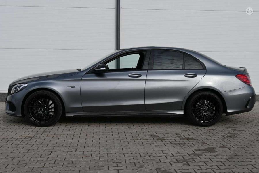Серый Мерседес C43 AMG 2018 в Кретинга, объемом двигателя 3.00 л и пробегом 97 тыс. км за 23999 €, фото 14 на AUTOMOTO.COM.LV