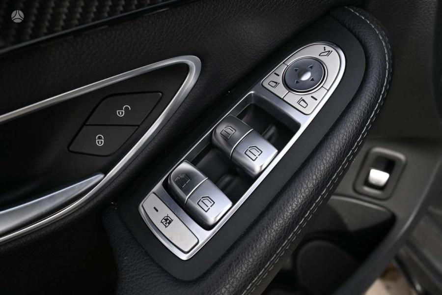 Серый Мерседес C43 AMG 2018 в Кретинга, объемом двигателя 3.00 л и пробегом 97 тыс. км за 23999 €, фото 22 на AUTOMOTO.COM.LV